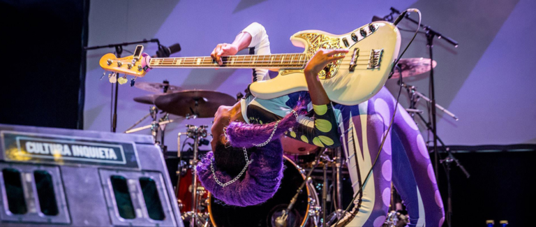 音楽好きに知ってもらいたい有名ベーシスト Vol.5 Nik West - Geek IN Box